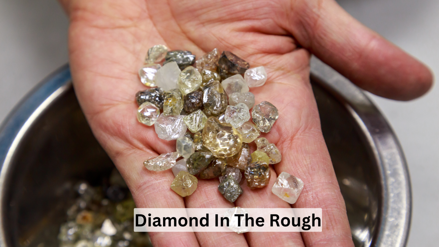 20 Other Ways to Say "Hidden Gem" (with Scenarios)