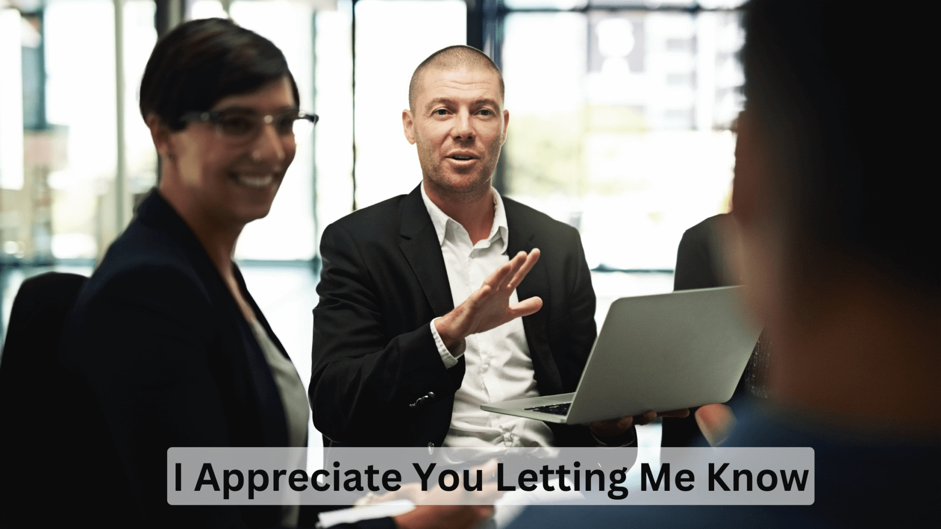 15 Other Ways to Say “Thank You for Letting Me Know” (With Scenarios)